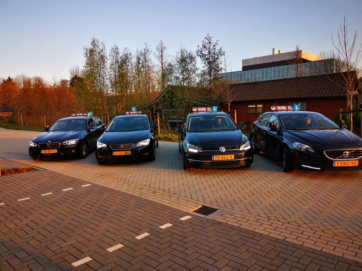 Verbeter je rijvaardigheid met onze opfris rijlessen voor schakel en ...